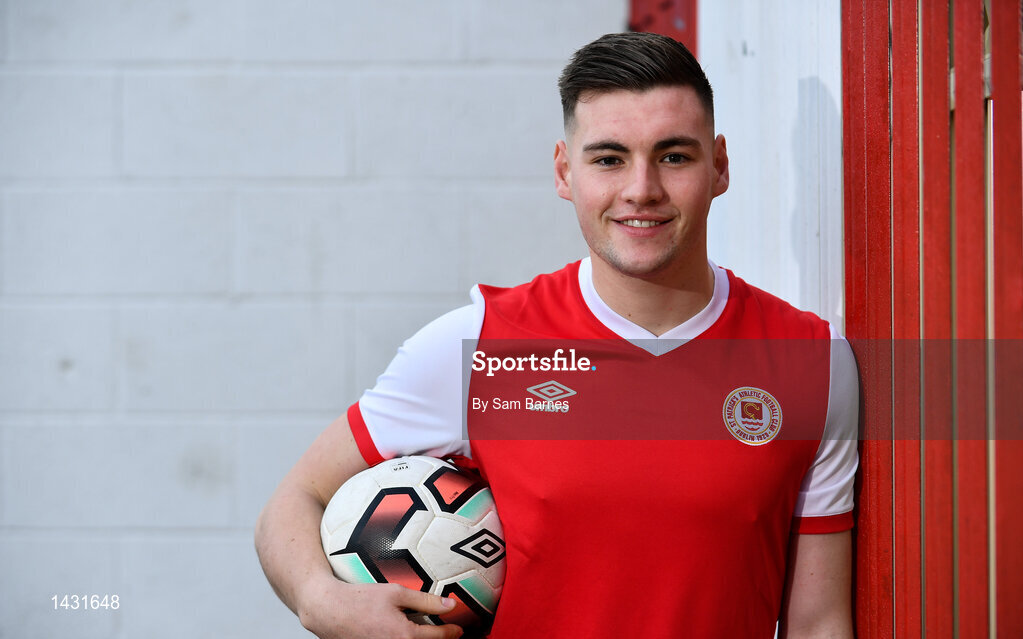 Sportsfile - St Patrick’s Athletic introduce new signing Kevin Toner ...