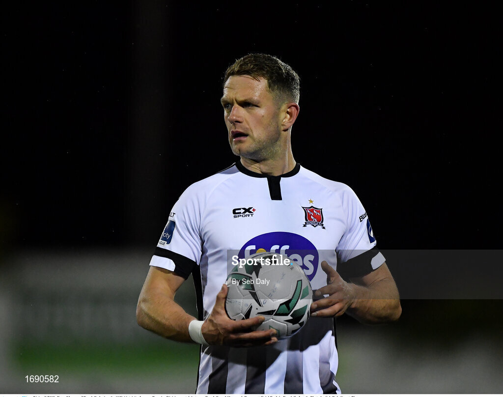 Sportsfile - Dundalk v Shamrock Rovers - SSE Airtricity League Premier ...