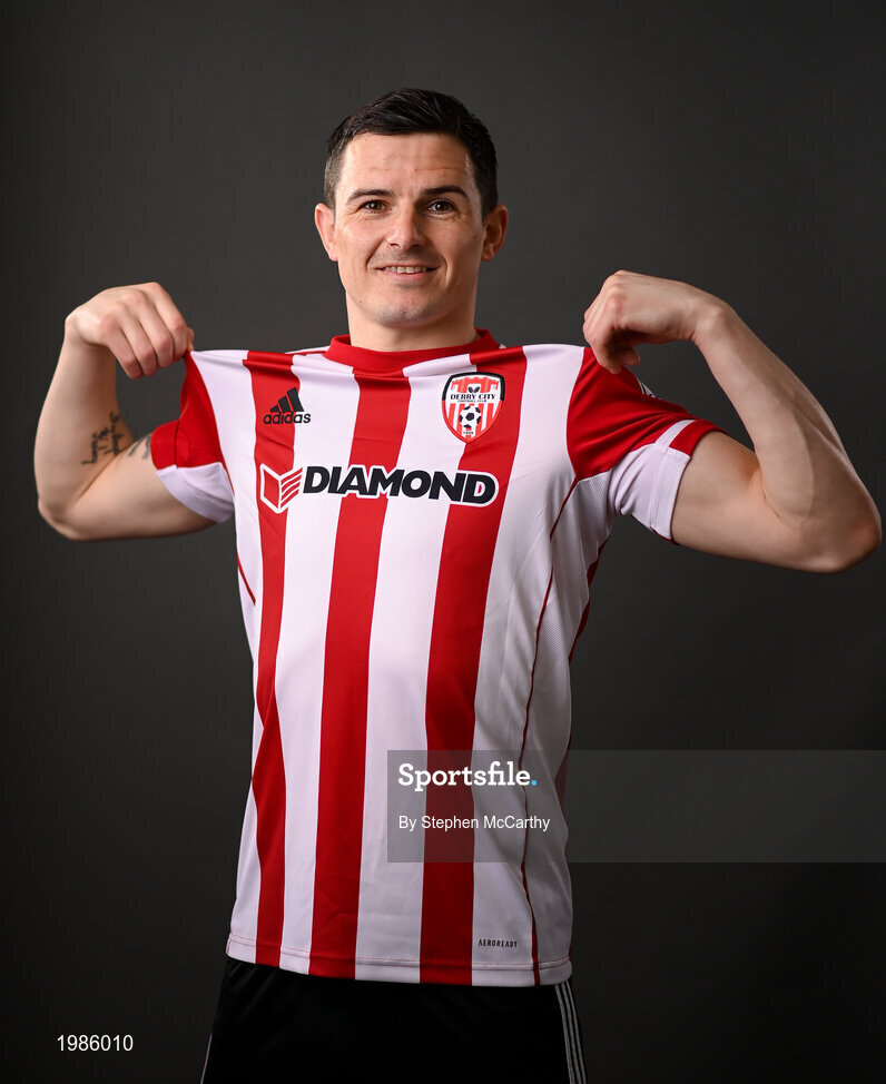 Sportsfile - Derry City Squad Portraits 2021 - 1986010