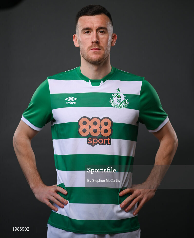 Sportsfile - Shamrock Rovers Squad Portraits 2021 - 1986902