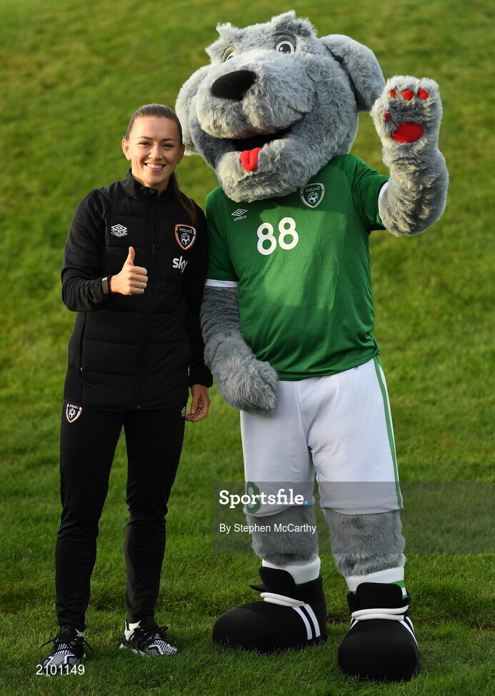 Sportsfile - Republic of Ireland Women Training Session - 2101149