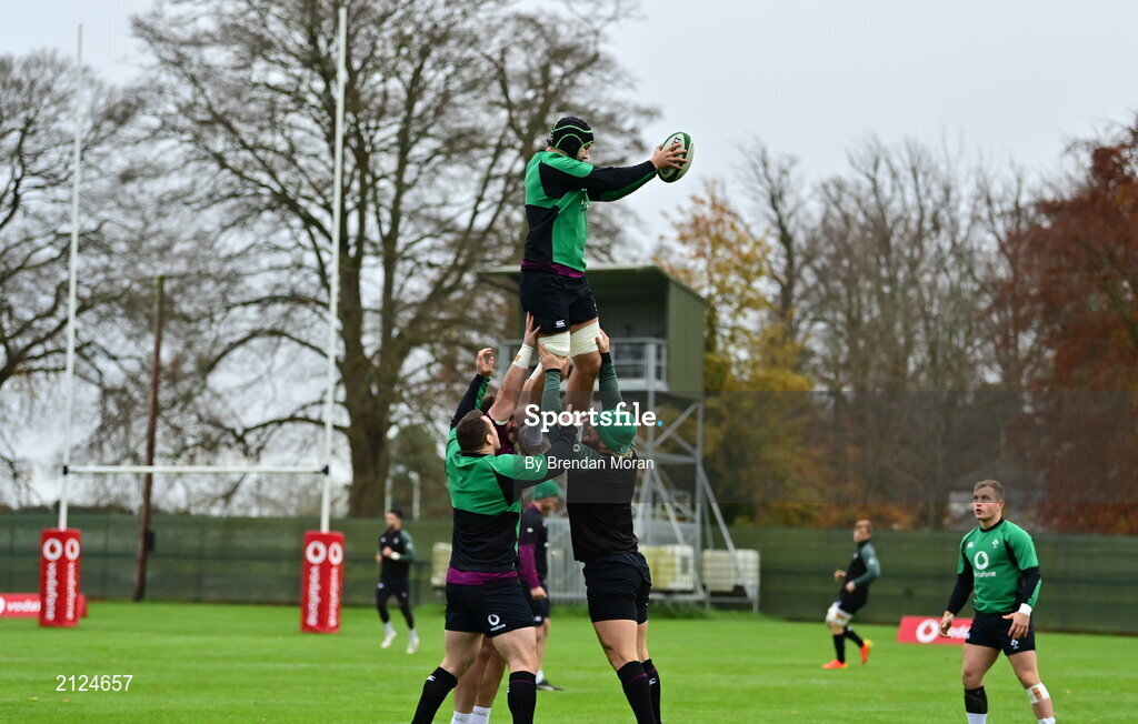 Sportsfile - Ireland Rugby Squad Training - 2124657