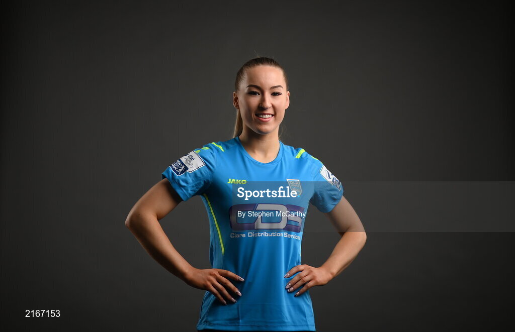 Sportsfile - DLR Waves Squad Portraits 2022 - 2167153