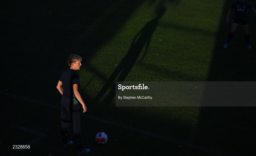 Sportsfile - Republic of Ireland Women Training Session - 2328658
