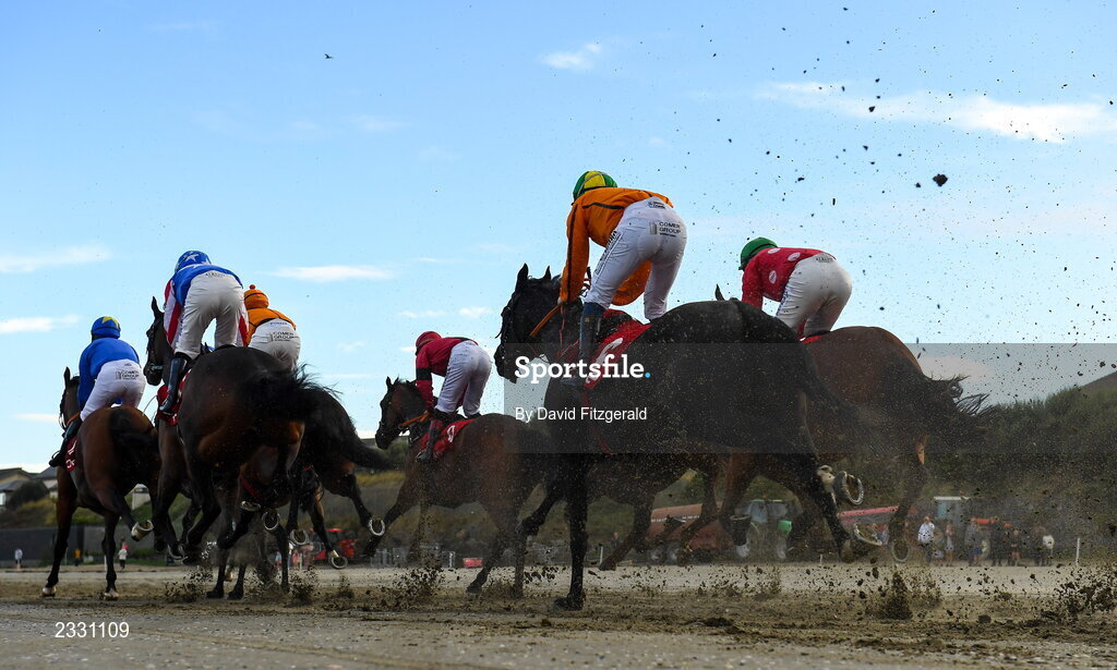 Sportsfile - Laytown Races 2022 - 2331109