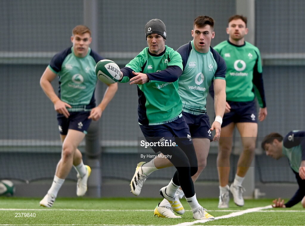 Sportsfile - Ireland Rugby Squad Training - 2379840