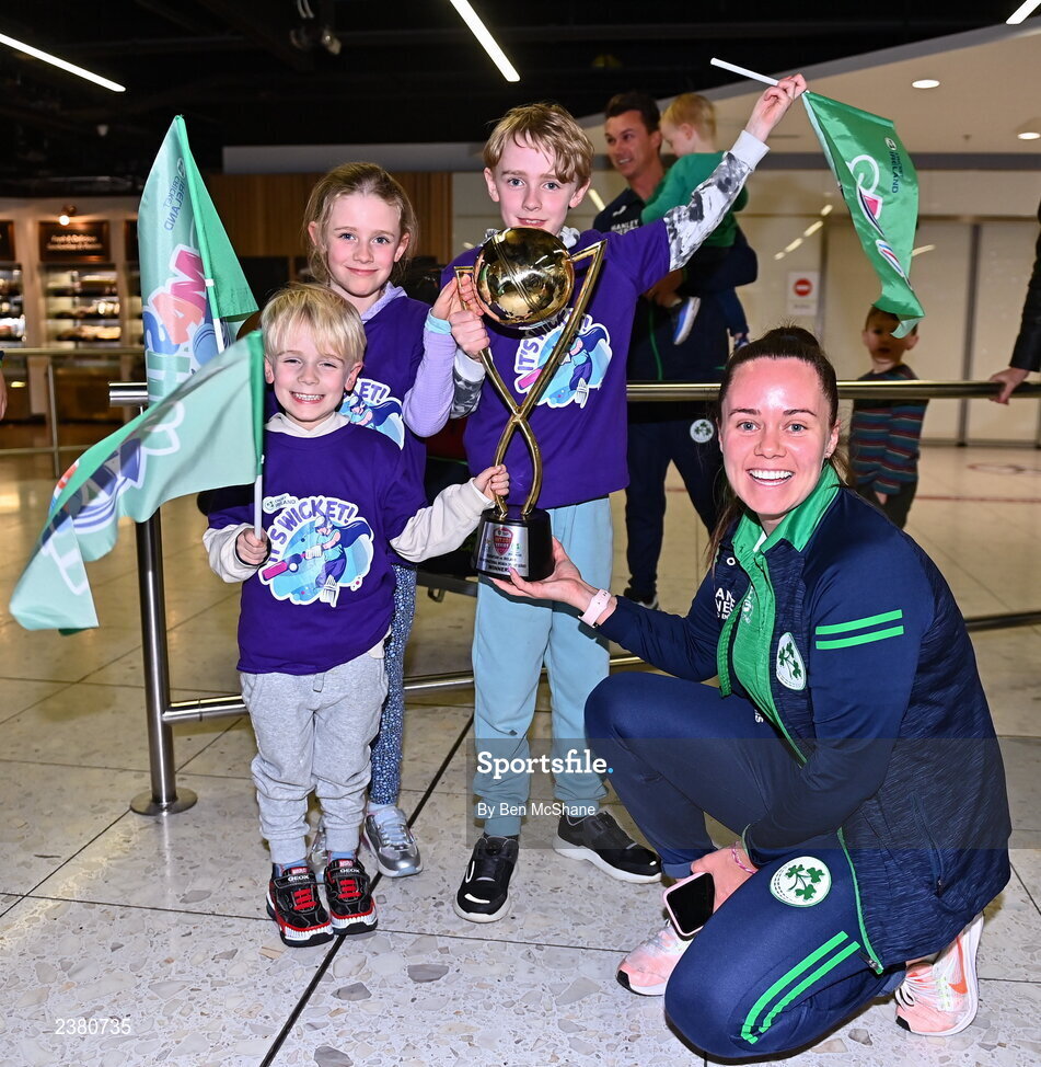 Sportsfile - Ireland Women's cricket team homecoming - 2380735