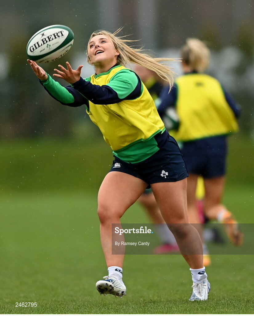 Sportsfile - Ireland Women's Rugby Squad Training - 2462795