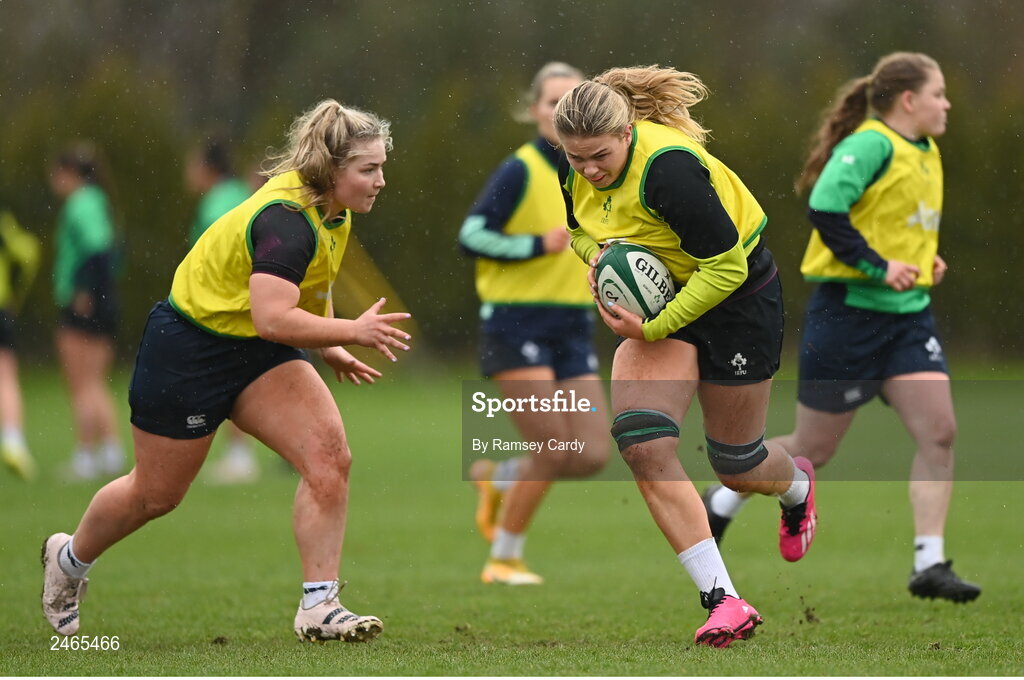 Sportsfile - Ireland Women's Rugby Squad Training - 2465466