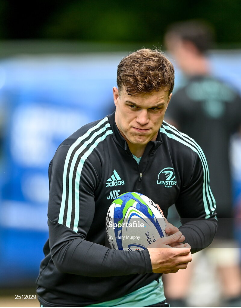Sportsfile - Leinster Rugby Squad Training - 2512029