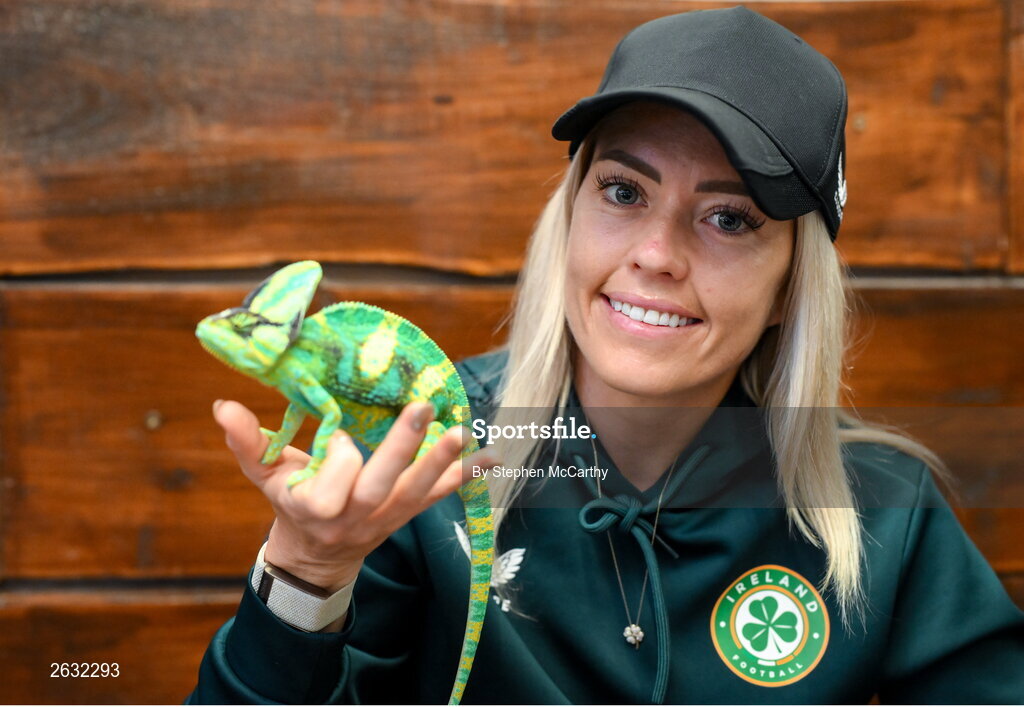 Sportsfile - Republic of Ireland Women in Budapest - 2632293