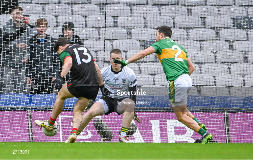 Sportsfile - Glen v St Brigid's - AIB GAA Football All-Ireland Senior ...