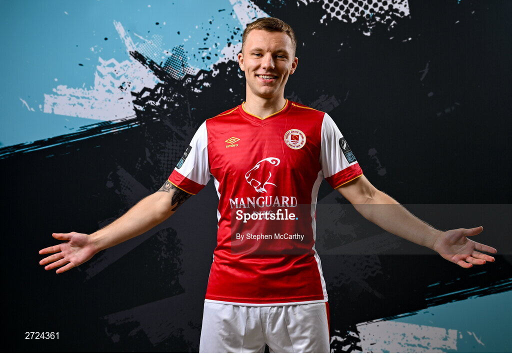Sportsfile - St Patrick's Athletic Squad Portraits 2024 - 2724361