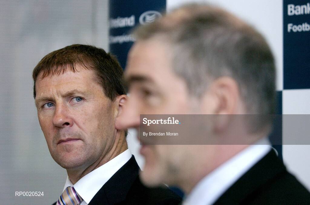 Des Crowley's Instagram, Twitter & Facebook on IDCrawl