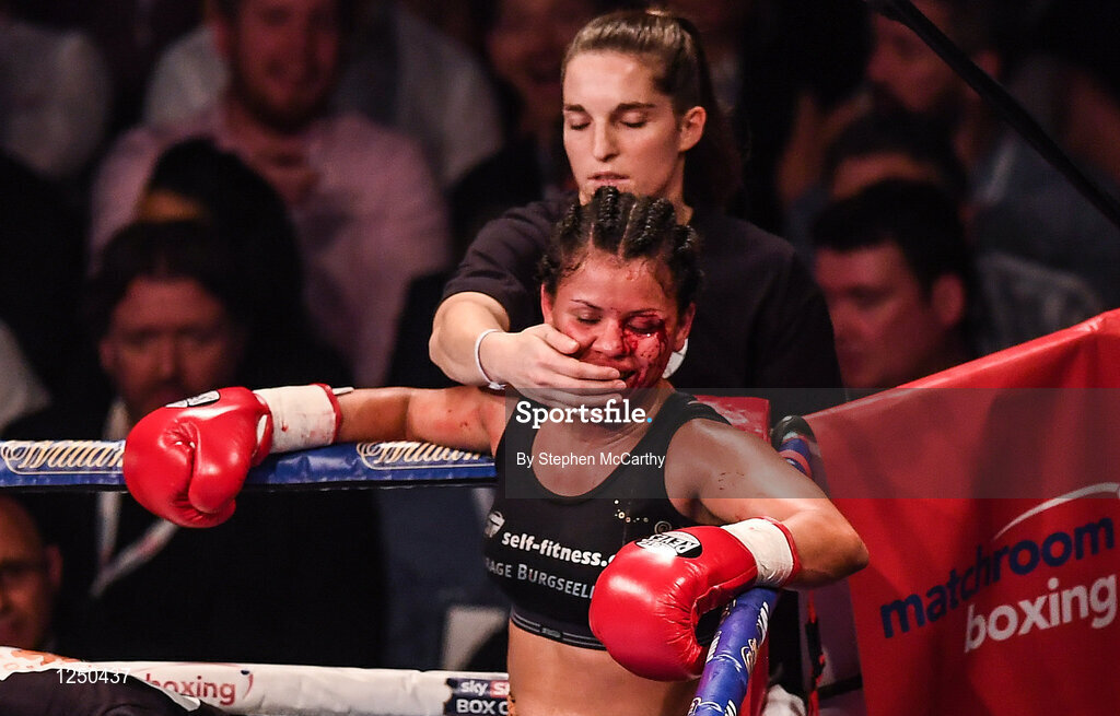 Sportsfile - Katie Taylor v Viviane Obenauf - Female Super ...