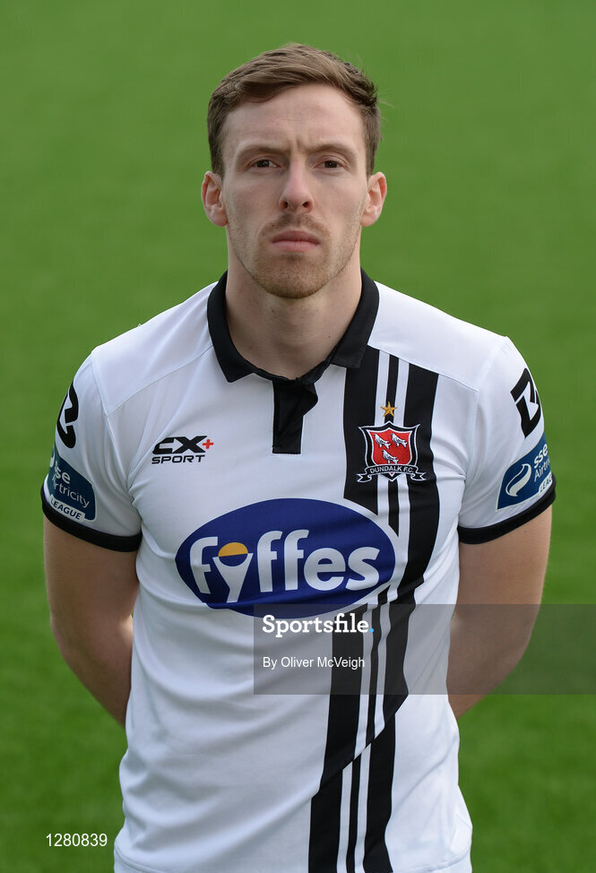 Sportsfile - 2017 Dundalk F.C. Squad Portraits - 1280839