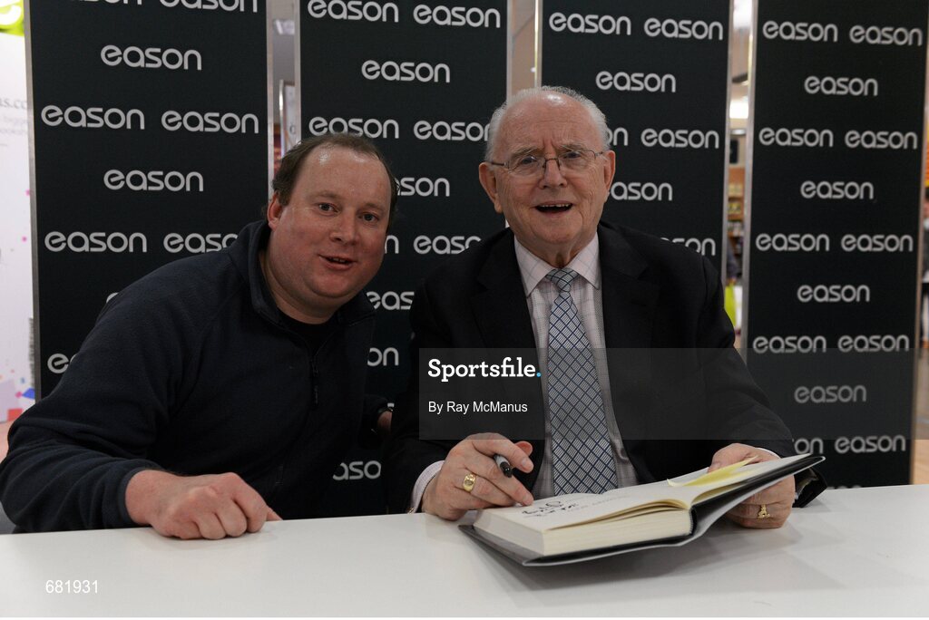 Sportsfile - Jimmy Magee Book Signing - Easons, O'Connell Street ...